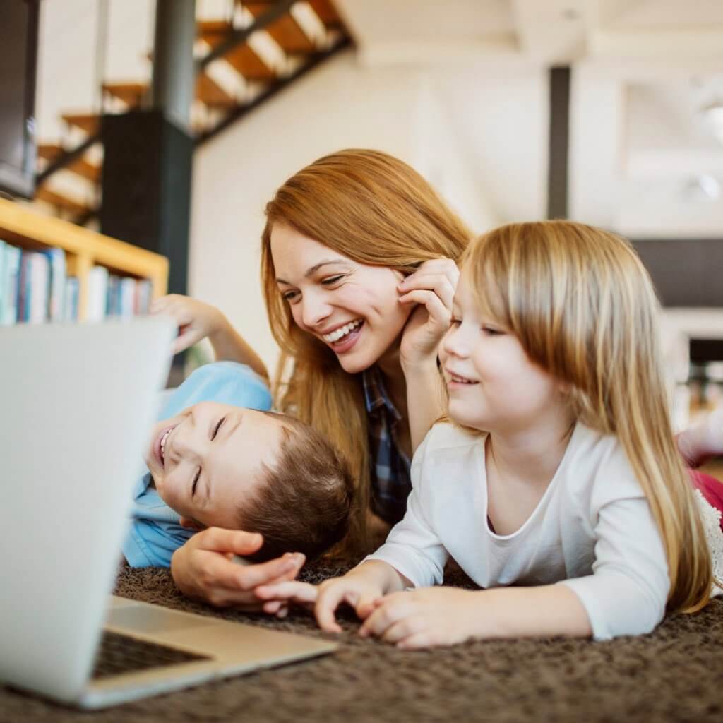 How to Help your Kid Set up a Blog l Borncute.com