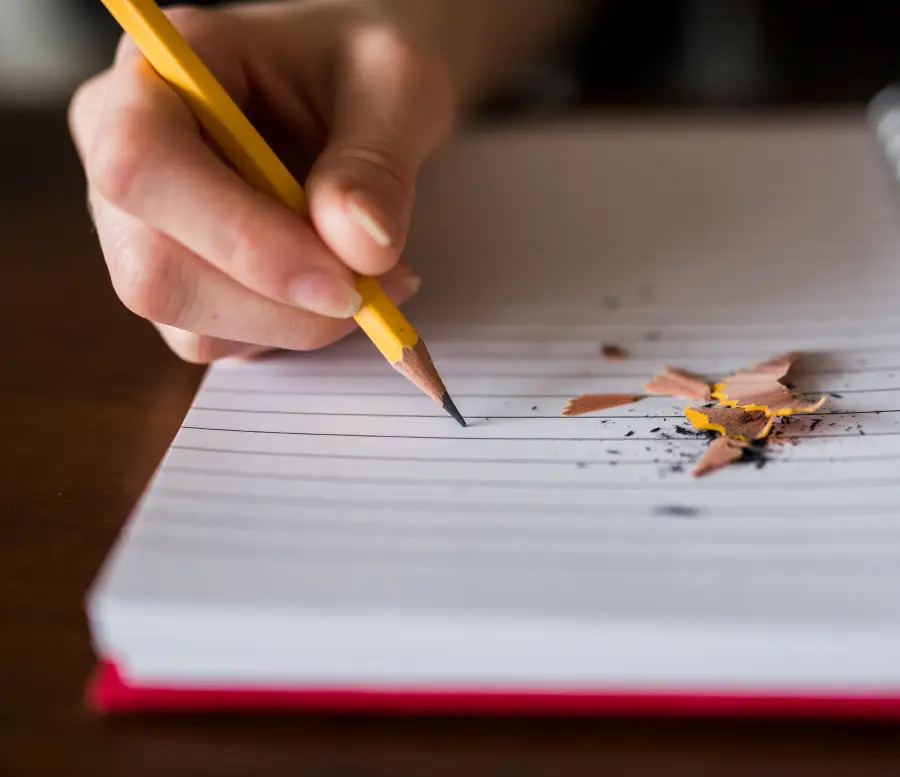 How Social Media Affects your Child’s Writing Skills | Borncute.com How Social Media Affects your Child’s Writing Skills | Borncute.com